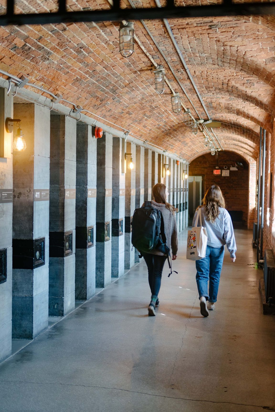 Ottawa youth hostel-type accommodations | Saintlo